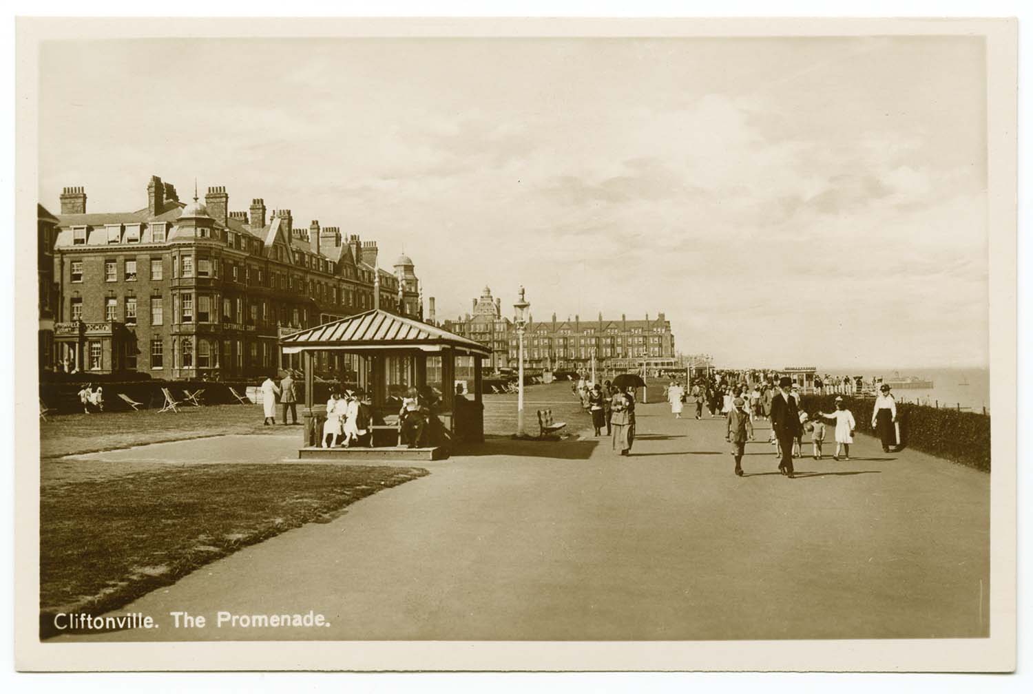 Queens Promenade Margate | Margate History
